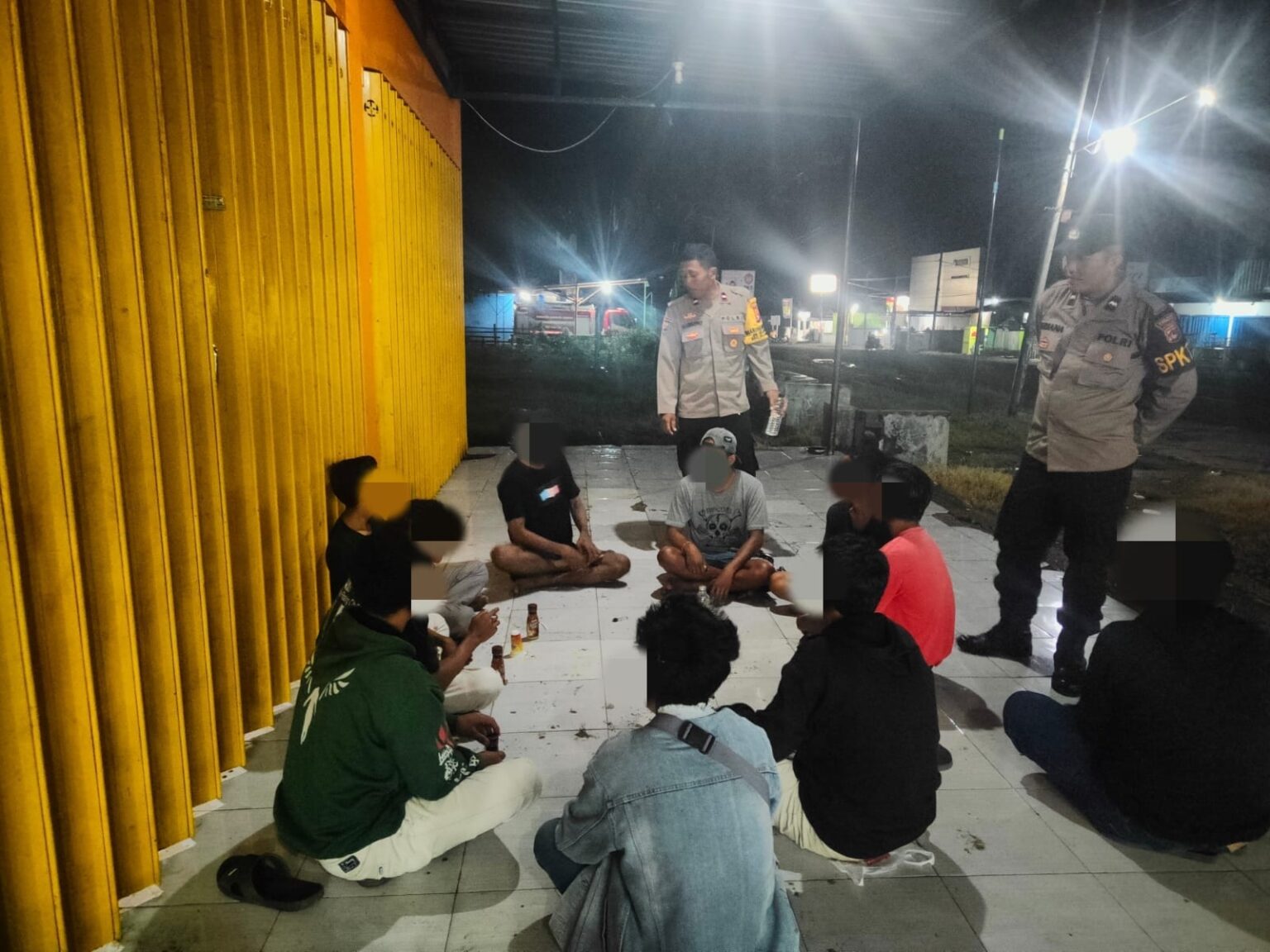 Polsek Plampang Bubarkan Sekelompok Remaja Mabuk Miras